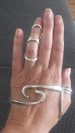 Treatments For Locking Finger Joints - EsHealthTips